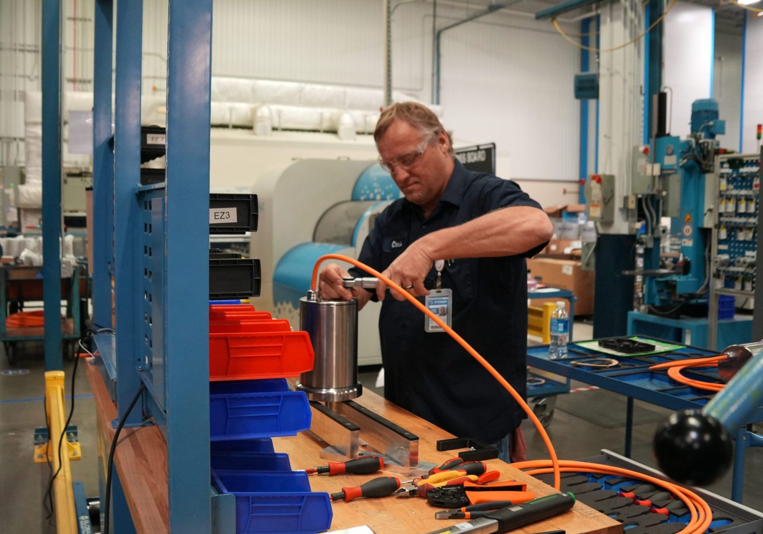 AC vs. DC motors: Choosing the right motor for modern applications | STOBER